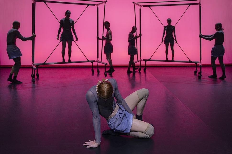 Biennale Danza 2026 | Adam Linder - Drip Tekhne
